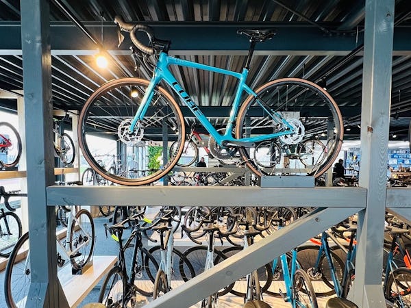 Minnaar Wielersport transformeert tot Cube Store